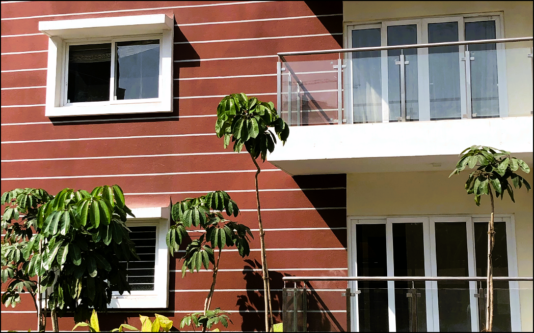 Why Plastic Windows Are a Low-Maintenance Choice for Canadian Homes ...